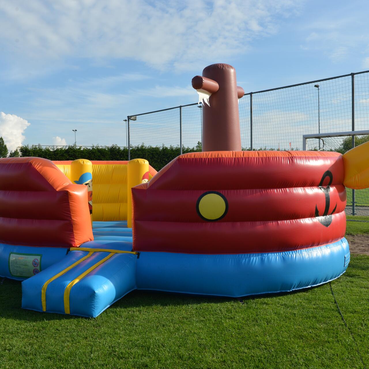 Springkussen Verhuur - Qui Vive